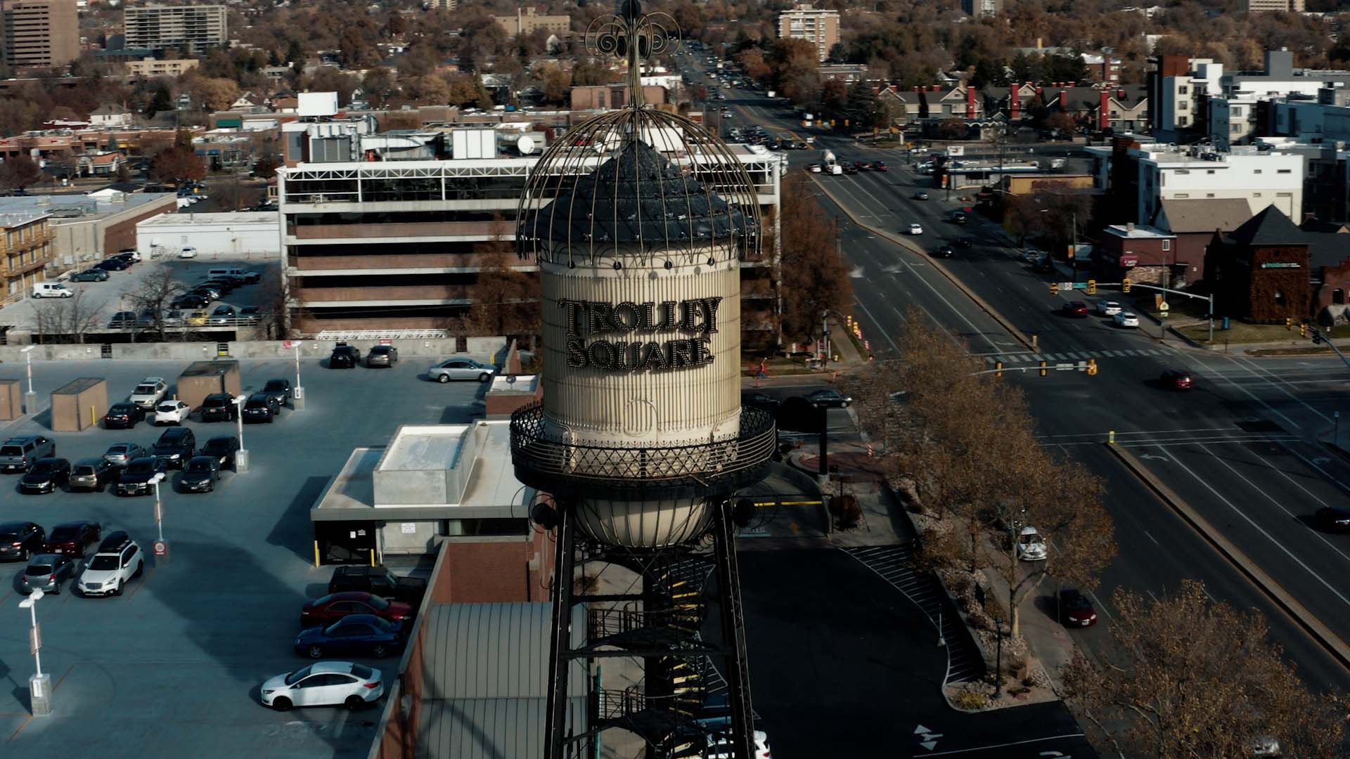 CW Urban social media ad - REFUGE CONTENT